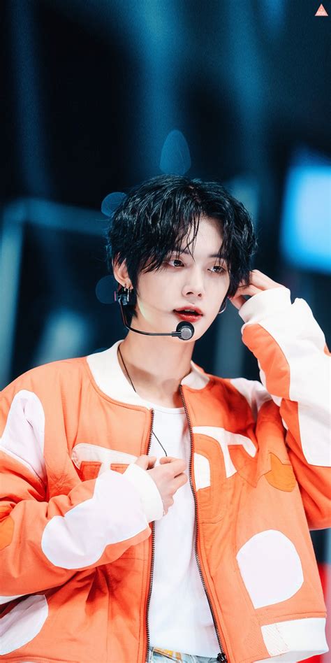 투모로우바이투게더 연준 인기가요 Mc 17 배경화면 By 슬짱