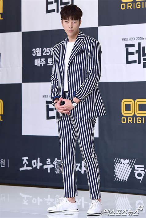 윤현민 시선 잡는 스트라이트 패션[포토]