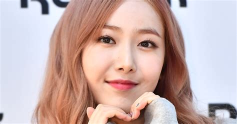 [포토엔hd]여자친구 신비 신비로운 금발 헤어