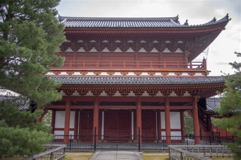 多数の塔頭寺院を有する日本最大の禅寺妙心寺に行ってきた 旅カメラ