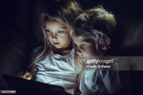 Moody Girl Cartoon Photos And Premium High Res Pictures Getty Images