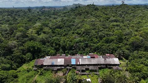 Rumah Panjang Dayak Di Sarawak Yang Berpenghuni Dan Modern Dayak Today