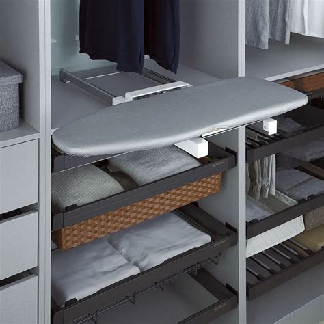 Раскладная гладильная доска для шкафа - 84 фото