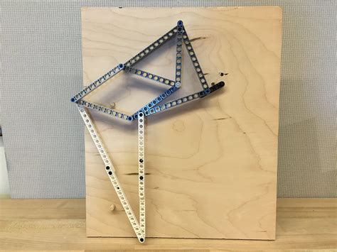 Lego Linkage Experiments Exploratorium