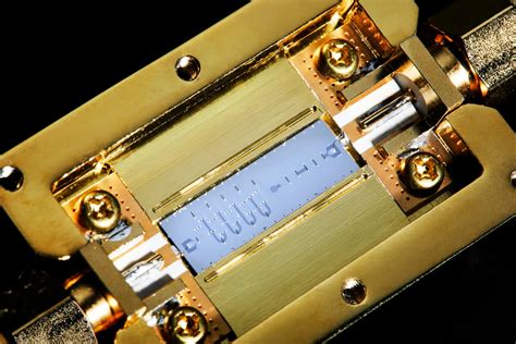 Unsw Engineers Set World Record With Squeeze Amplifier Accelerating