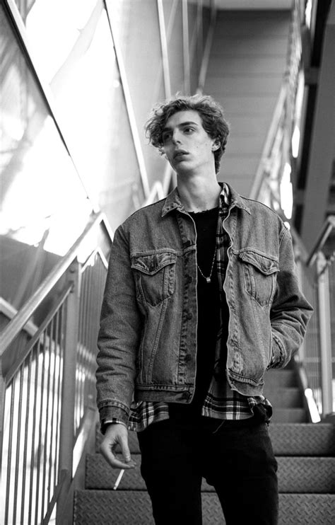 Anthony Michael En Rebel Management