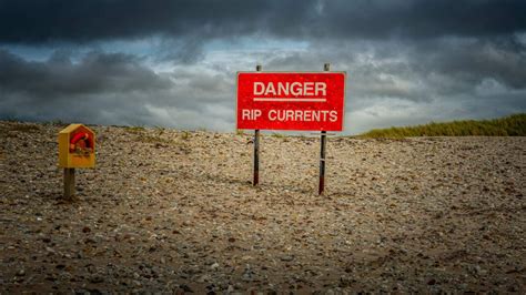 Five Ways To Spot A Rip Current At The Beach Sa People