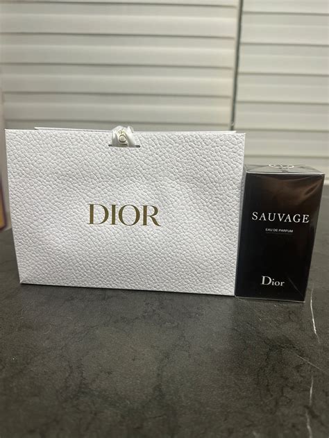 디올 소바쥬옴므 Edt 60ml 당근 중고거래