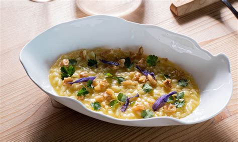 Risotto Riserva San Massimo Con Cavolfiore Zafferano Noci Pimpinella