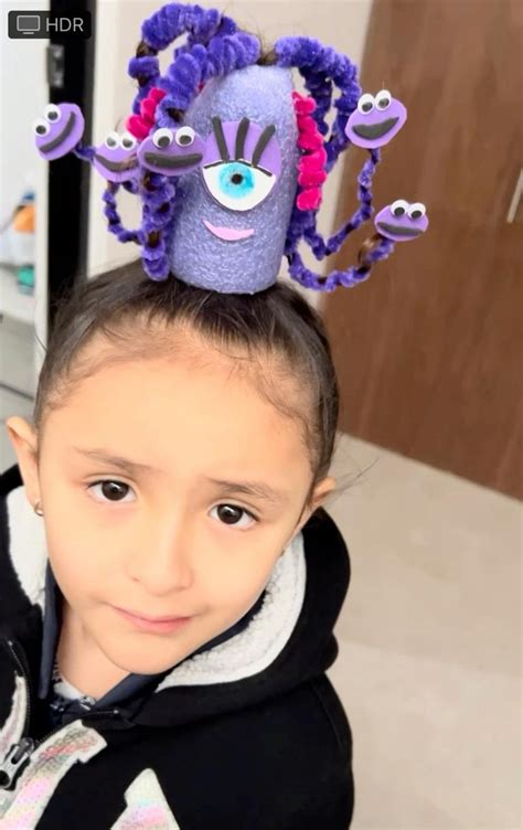 Celia Mae Monsters Inc Peinados Locos Calceta