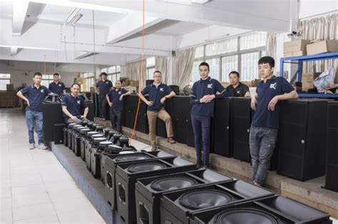 China Dual 12 Inch Line Array Speaker System Concert Speaker System China 12 Inch Line Array