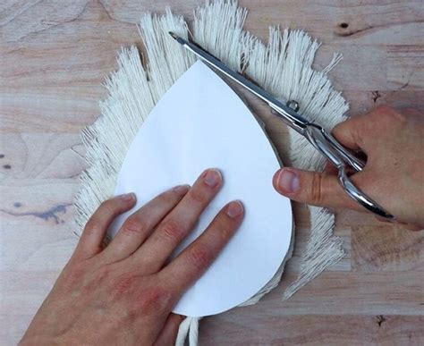 Diy Macrame Feathers Tutorial Video Macrame Feathers Feather Diy