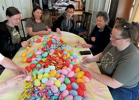 Easter Eggs Glowed At The Beacon News Sports Jobs Muncy Luminary