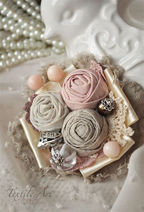 Брошь Нежный букетик в интернет магазине на Ярмарке Мастеров Таллинн доставка по России