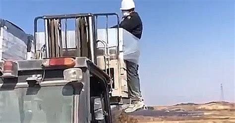 이주노동자 지게차 화물 결박경찰 한국인 동료 입건