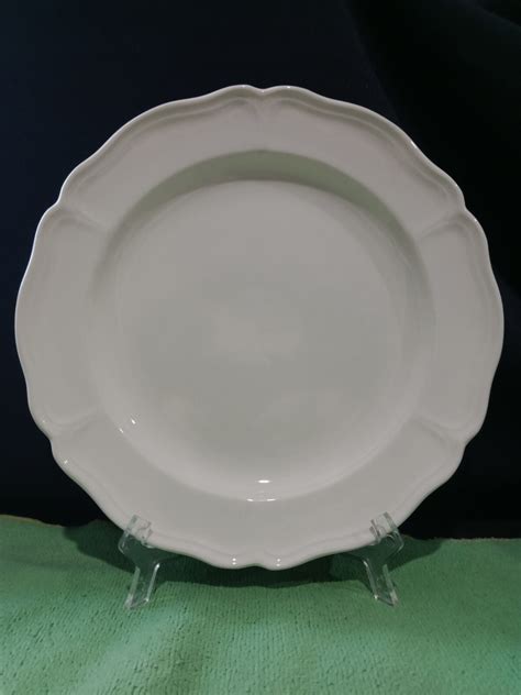 Wedgwood Queens Shape And Queens Plain Dinner Set Replacement Pieces