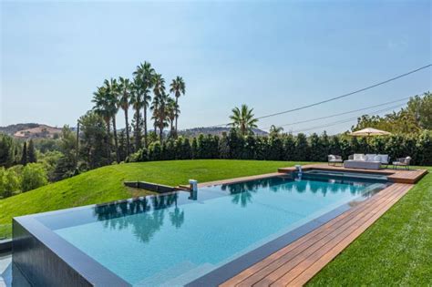 Coach Sean Mcvays New Hidden Hills Oasis