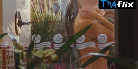 Kristin Davis Sexy Scene In Sex And The City Tnaflix Com