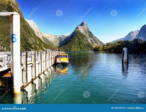 Fiordland New Zealand Editorial Photo 30735829