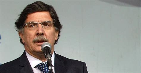 Denunciaron Al Director De Educación Bonaerense Por La Distribución De Libros Con Contenido