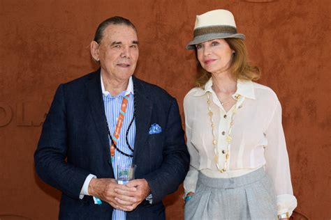 Photo Cyrielle Clair Et Son Mari Michel Corbière Au Village Lors Des