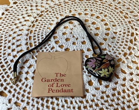Franklin Mint The Garden Of Love Pendant 1980 Etsy
