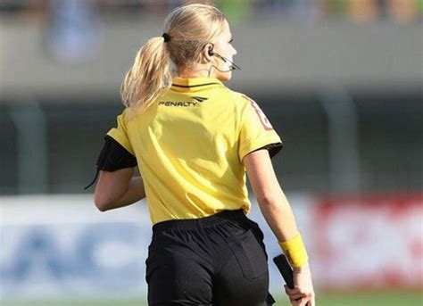 Fernanda Colombo La Jueza Más Sexy Del Mundo No Está Registrada Para