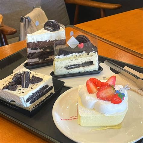 🍰[투썸플레이스] 떠먹는 마스카포네 딸기 생크림 아이스박스 그뤼에르 치즈무스 쿠키앤크림 딸기젤리밀크티 조각케이크 플렉스 칼로리 🍰 네이버 블로그