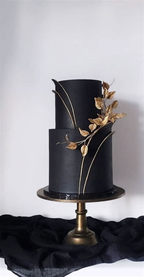 Elegant Black And Gold Cake Black And Gold Theme Cakes The Cake Mixer