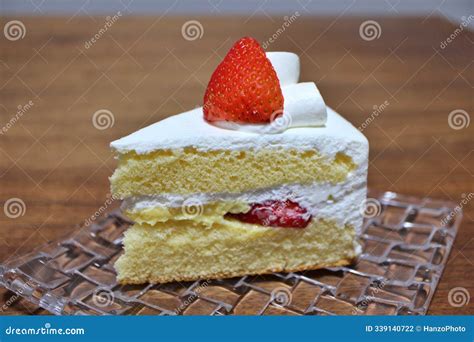 Japanese Strawberry Shortcake Layer Cake Royalty Free Stock