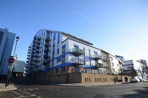 Cladding Crisis London Block Of Flats Could Be Demolished And Rebuilt