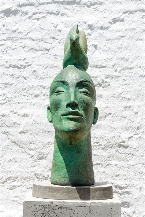 VoËlvry Large Anton Smit