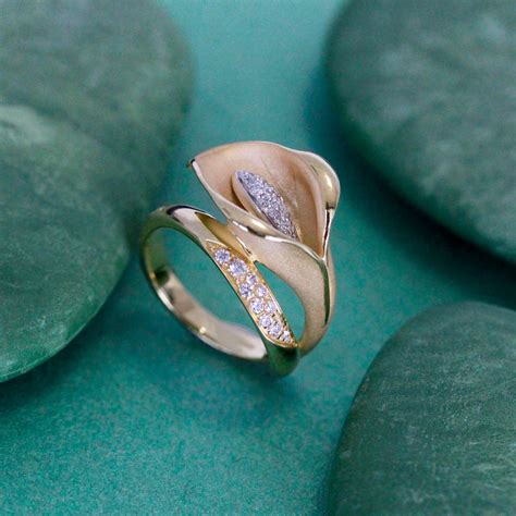 The Cammilli World Gold Emotion