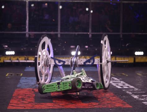 Huge Vs Witch Doctor Teaser R Battlebots
