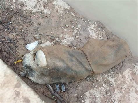 ປະຊາຊົນ ພົບເຫັນຊາກສົບຄົນເສຍຊີວິດ ລອຍມາກັບນໍ້າ Updatelaos