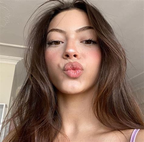 Kate Adlı Kullanıcının M A K E U P Panosundaki Pin Kızlar Fotoğraf