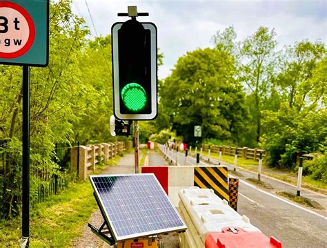 Solar Panels Street Signs Solar Speed Sign With Radar 1 99 Km Per Hr