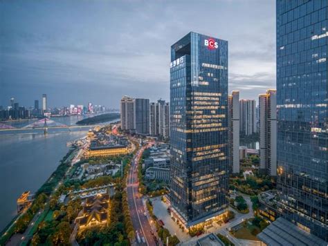 案例 朝“万亿城商行”挺进的长沙银行，如何激活数据价值？