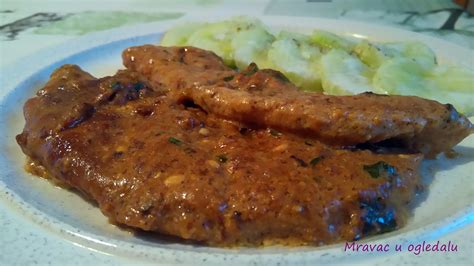 Mravac U Ogledalu Snicle U Saftu