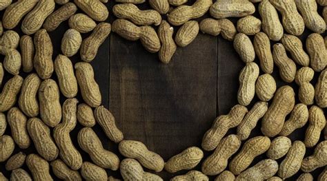Facts About Peanuts Serving Sizes Nutritional Benefits And Health
