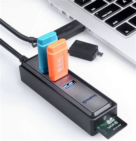 Bus Powered USB Port Hub With Micro SD Card Reader Combo