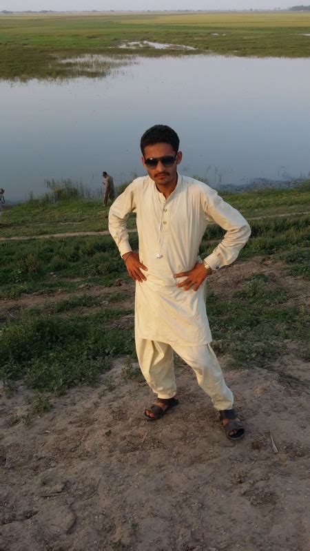 Muhammad Ishfaq Karampur Desi Comments