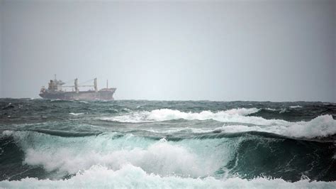 Йеменските бунтовници хуси са обстрелвали гръцки кораб в Червено море