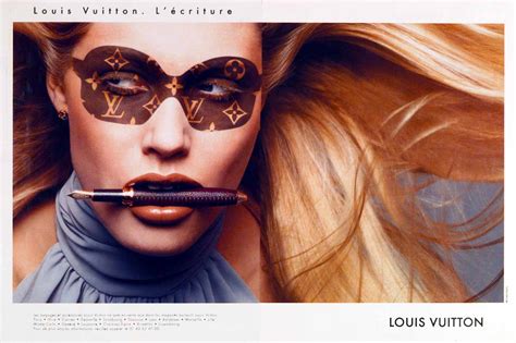 기억 속 사람들 나는걸로 보여 출근길 출근 직장 직장생활 회사 일상 일상스타그램 회사원 손그림 손그림일러스트 일러스트 그림 그림스타그램 펜아트