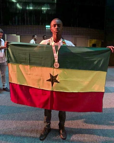 Meet Isaac Kofi Gyamfi A ƆdadeƐ Torch And Bonfire Night