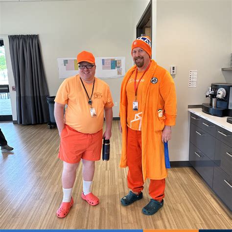 Jacob Bennett On Linkedin Ilovemyjob Casualstyle Orangeweek