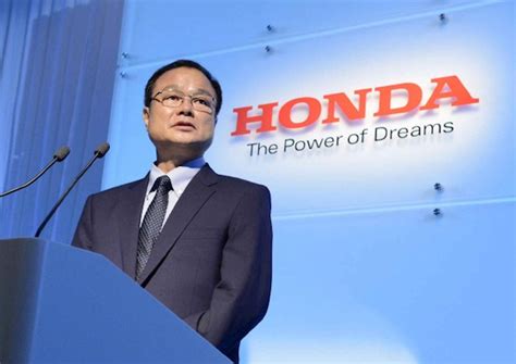 Honda Bất Ngờ Thay Tướng” Giữa Dòng