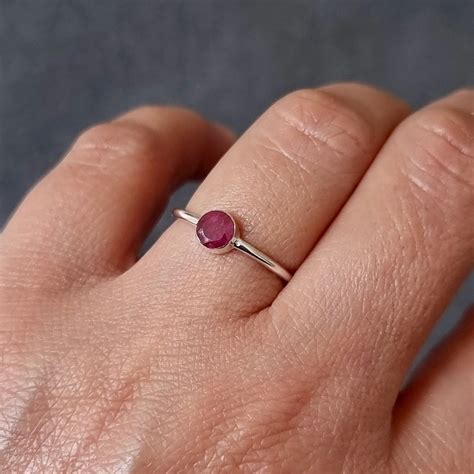 Pretty Ruby Stacking Ring 5mm Round Gemstone Solitaire Ring 925 Sterling Silver 40th