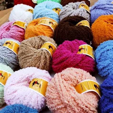 خرید و قیمت کاموا بره ای ژینا 50گرمی 60متر بسیار نرم و لطیف 100