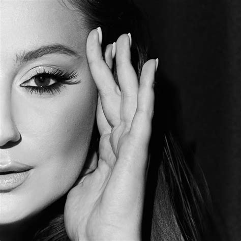 Фотограф Донецк Simkovich Sofia • Threads Say More